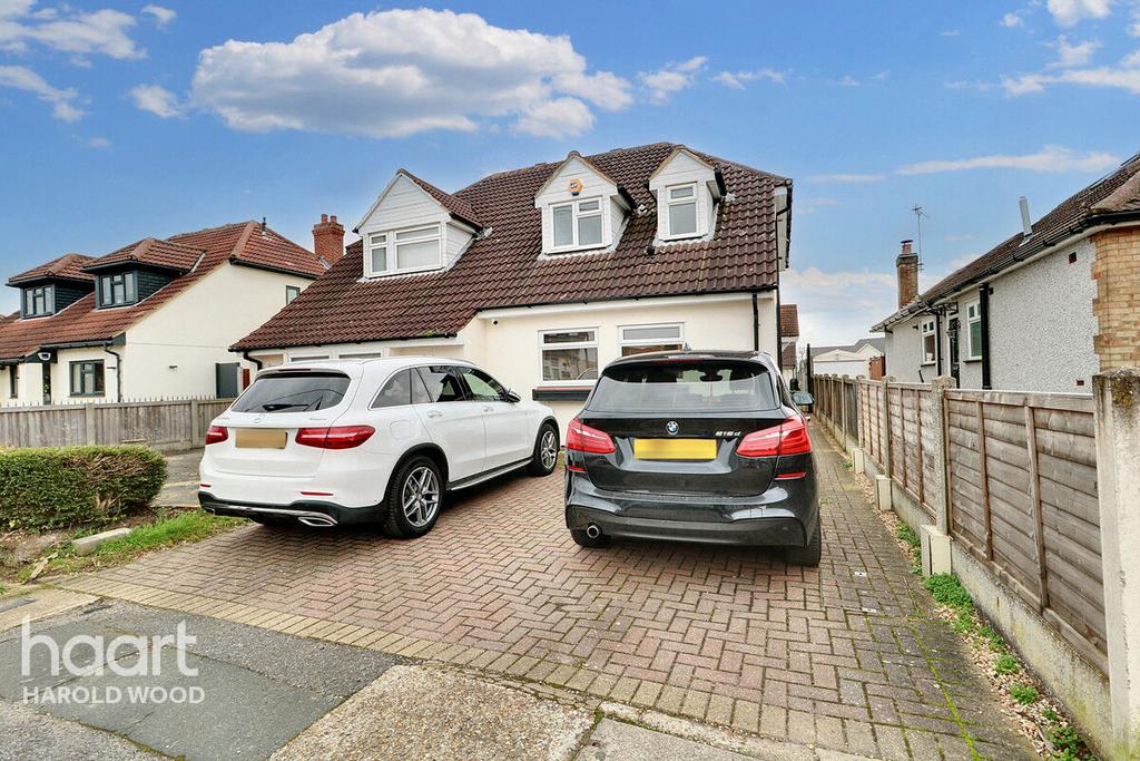 Prospect Road Hornchurch 3 Bed Semi Detached House For Sale £600 000