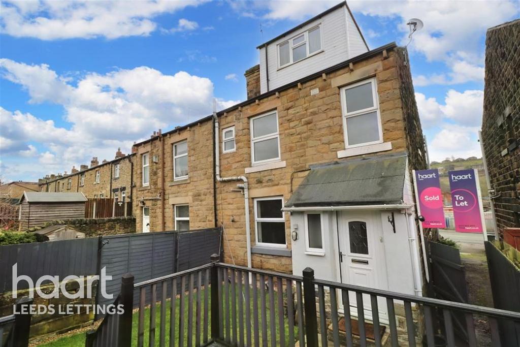 Soothill, Batley, WF17 2 bed semi-detached house - £850 pcm (£196 pw)