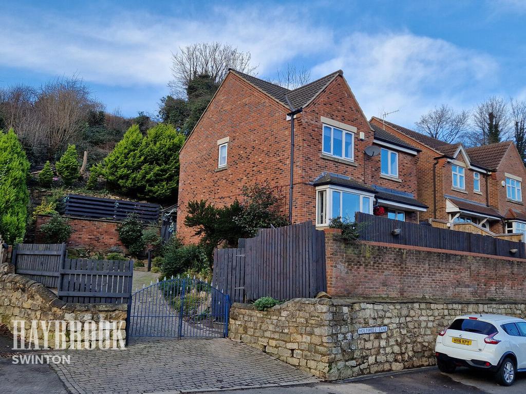 Holywell Lane, Doncaster 3 bed detached house - £240,000