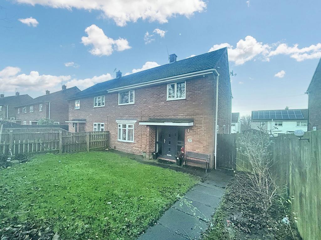 Woodwynd, Leam lane, Gateshead, Tyne and wear, NE10 8RR 4 bed semi ...