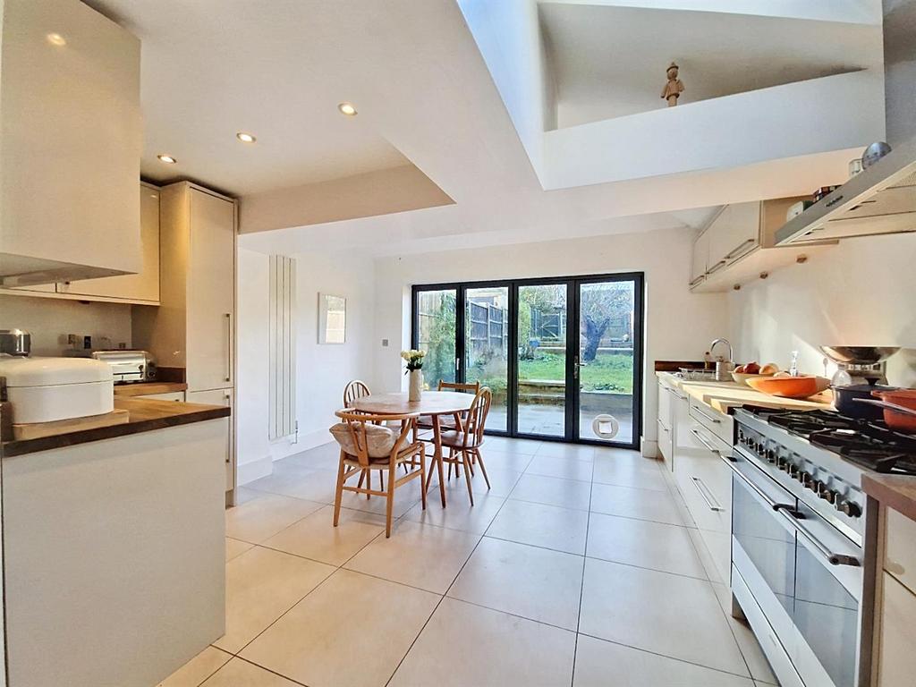 Gordon Terrace, Rochester 4 bed terraced house for sale - £500,000