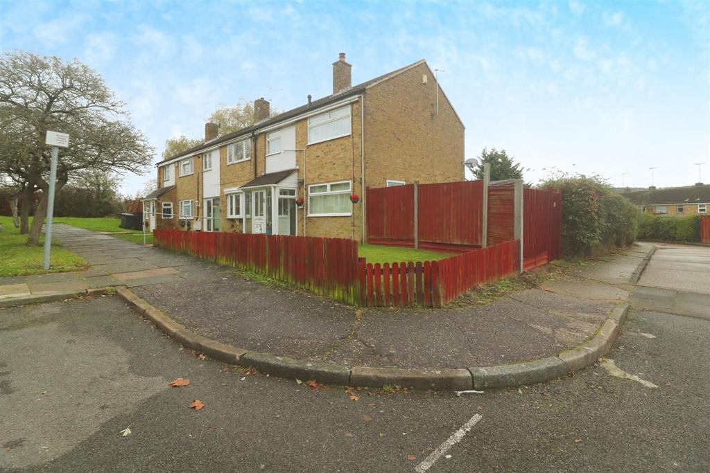 Wharley Hook, Harlow 3 bed end of terrace house - £350,000