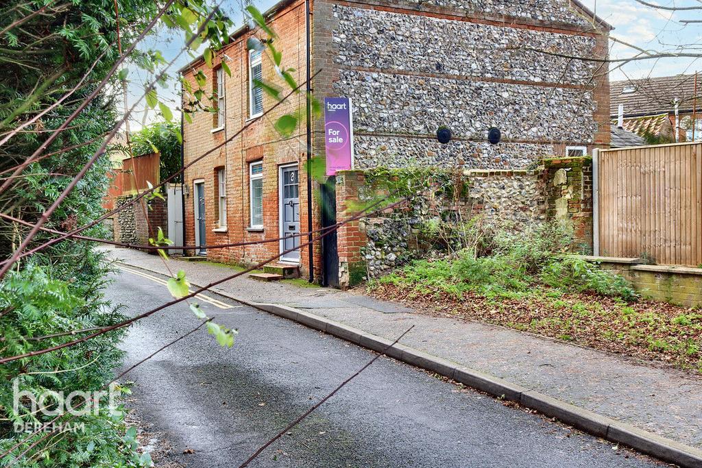 Northwell Pool Road, Swaffham 2 bed cottage for sale - £190,000
