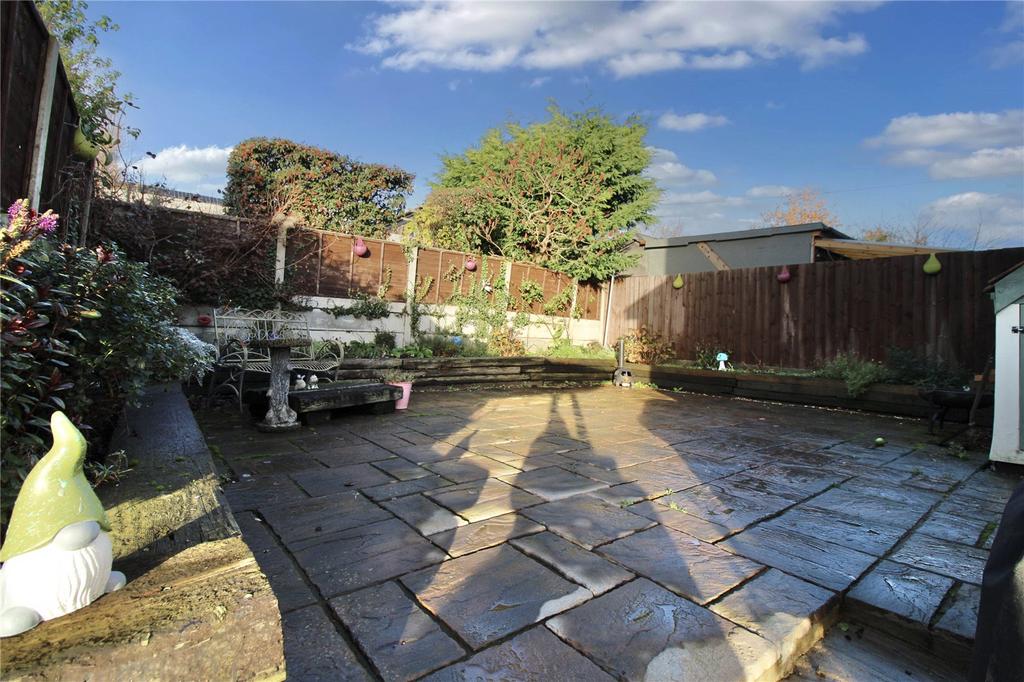 Hall Lane, Witnesham, Ipswich, Suffolk, IP6 3 bed semi-detached house ...