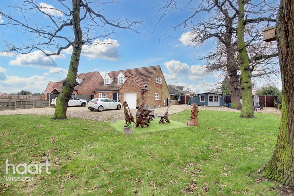 Hall Road Outwell 3 Bed Detached House For Sale £400 000