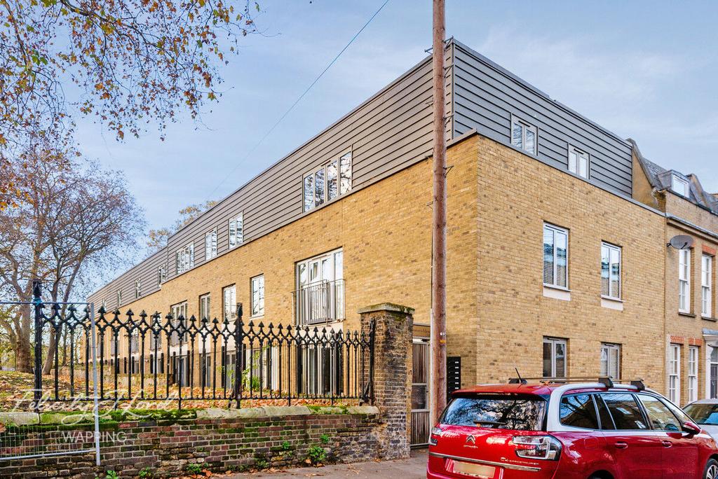 St Dunstans Mews, Stepney, E1 1 bed flat for sale - £375,000