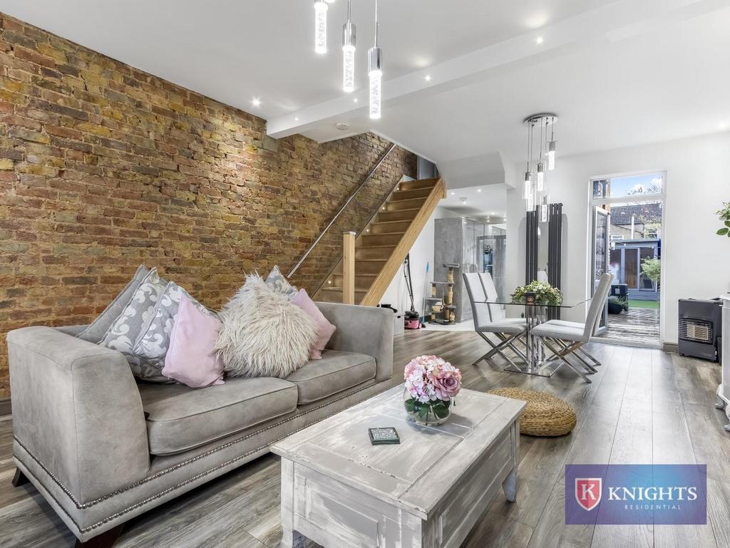 Sheldon Road, London, N18 3 bed house - £485,000