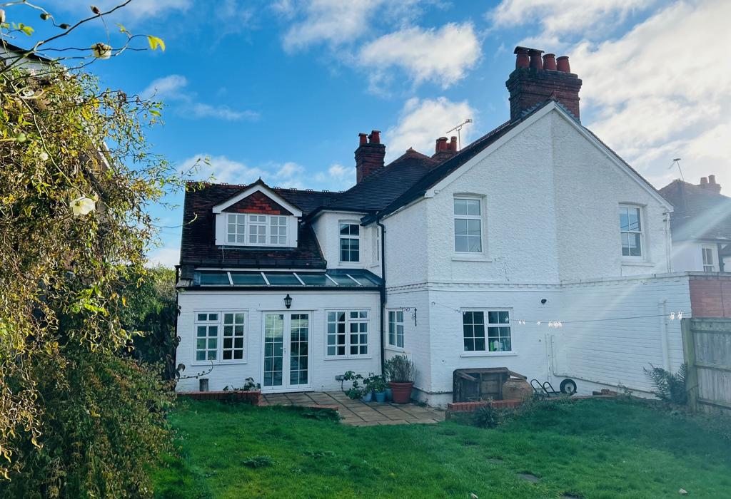 Roman Lea, Cookham, Berks, Maidenhead, Berkshire 4 bed semi-detached ...