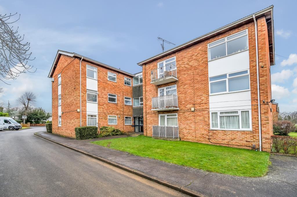 Convenient for Town Centre, Reading... 2 bed flat - £250,000