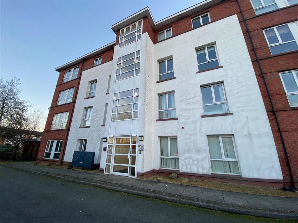 Gilmartin Grove, Kensington, Liverpool 2 bed apartment for sale - £95,000