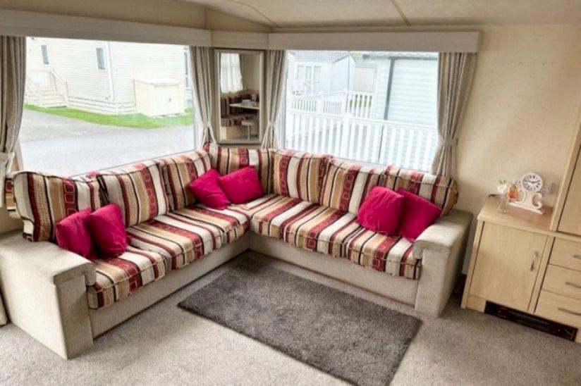 Harts Holiday Park, Leysdown Road ME12 2 bed static caravan - £24,995