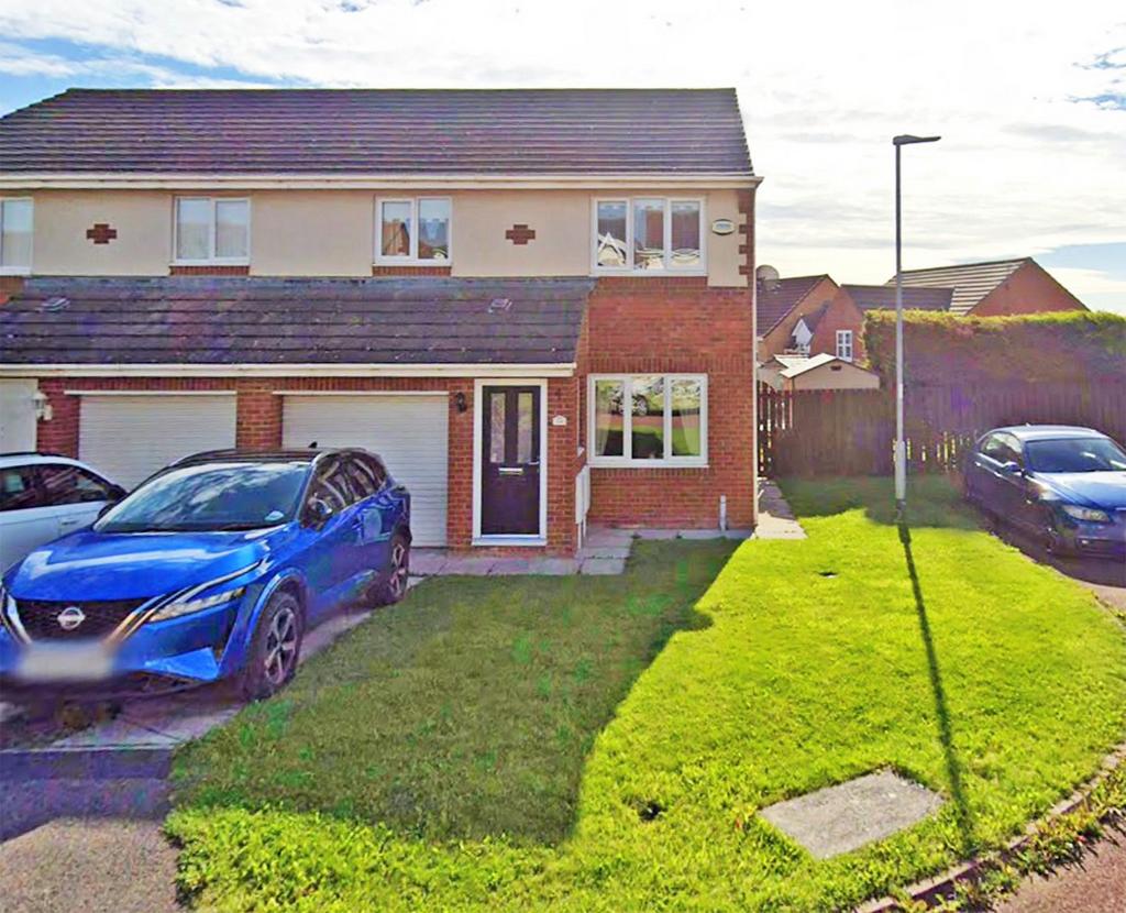 Goldcrest Close, Hartlepool, TS26 3 bed semi-detached house - £150,000