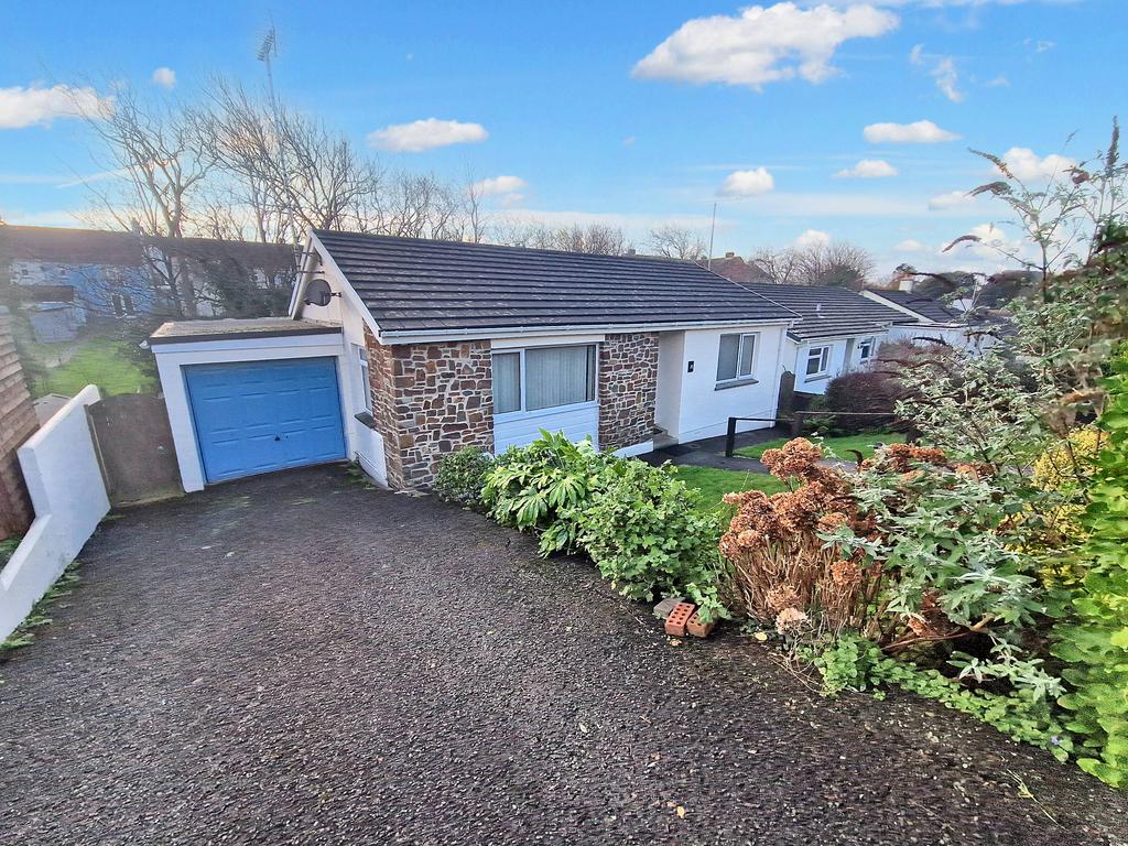 Brook Drive, Bude EX23 2 bed detached bungalow - £995 pcm (£230 pw)