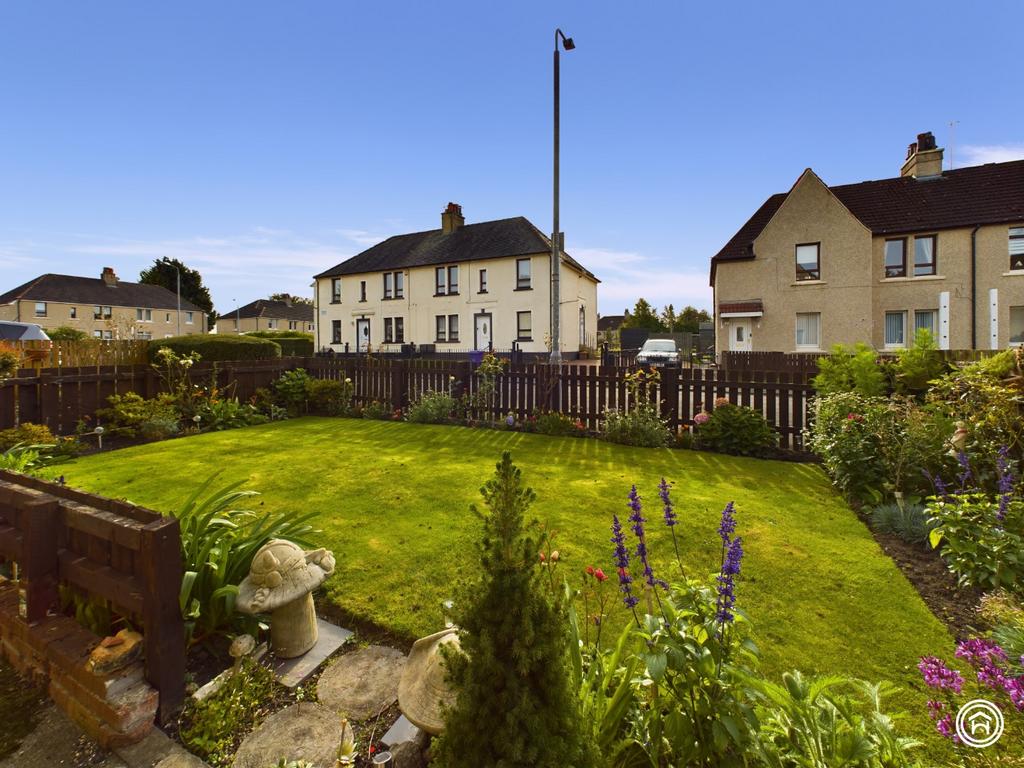 Dolan Street Baillieston G69 6dh 2 Bed Ground Floor Flat £105 000