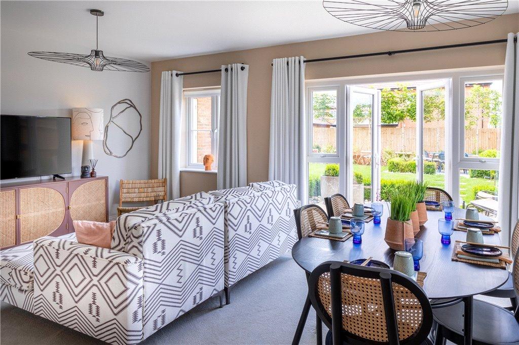 Abbey Barn Park, Abbey Barn Lane HP10 3 bed semi-detached house - £602,500
