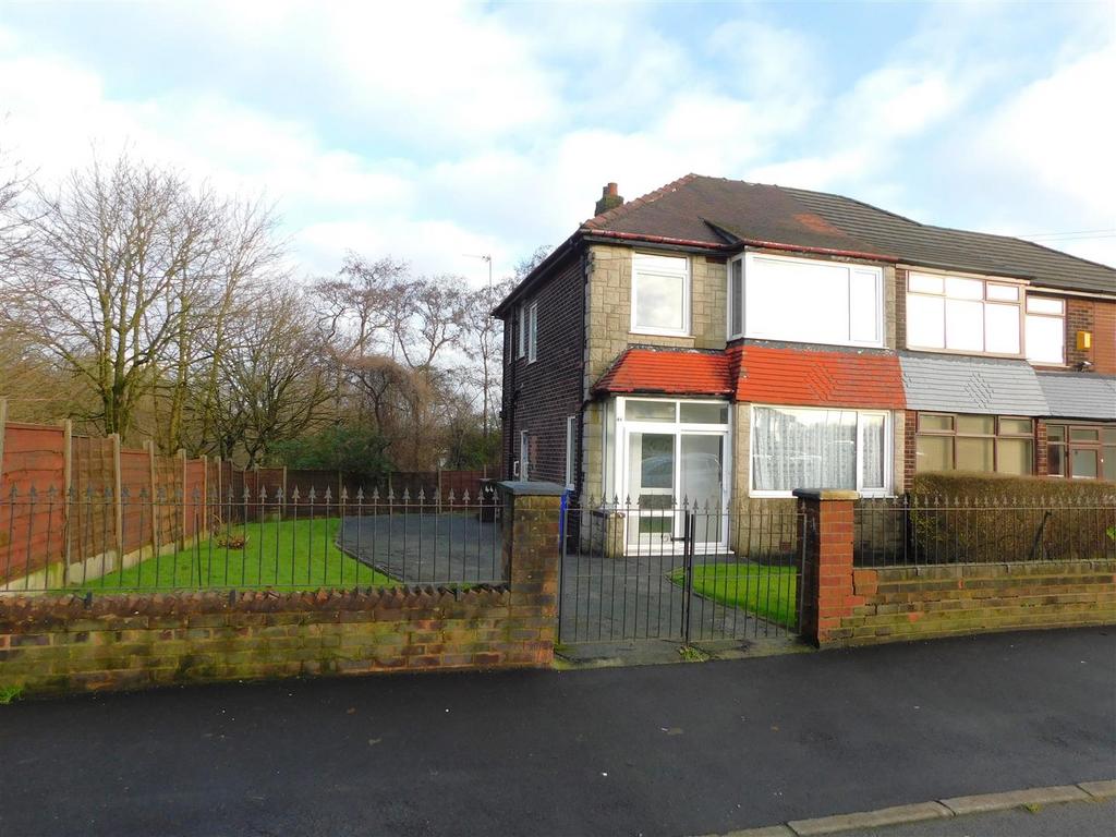 Horncastle Road, Manchester 3 bed semi-detached house - £190,000