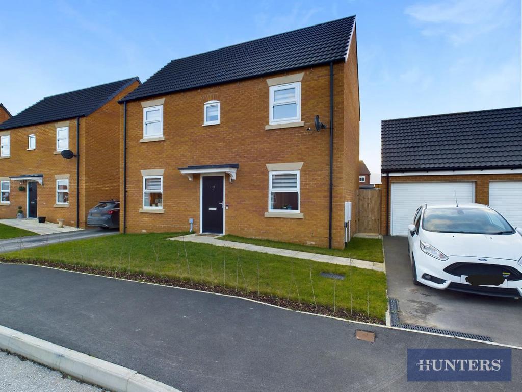 Mill Meadows Lane, Filey 3 bed detached house - £259,995