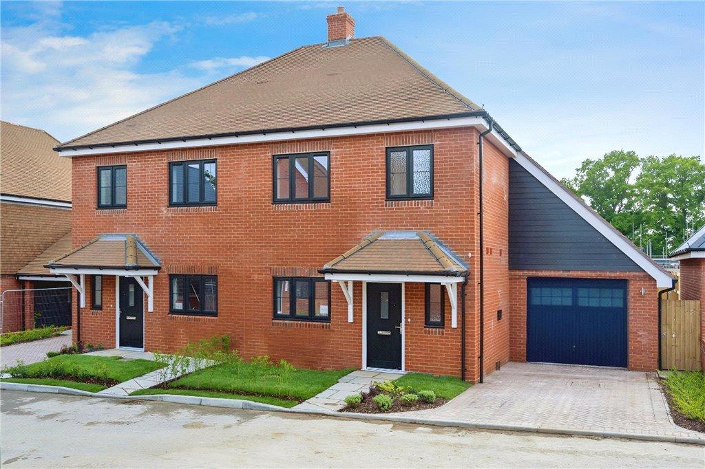 Lilly Wood Lane, Ashford Hill, Thatcham 3 bed semi-detached house for ...