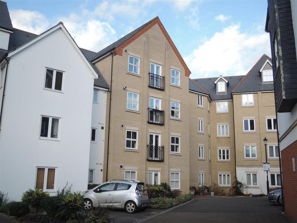 Henry Laver Court, Colchester 2 bed flat - £210,000