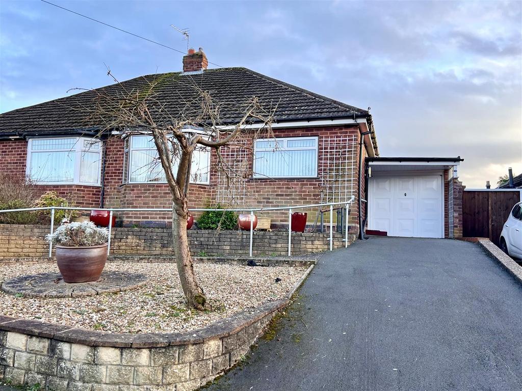 Coton Grove Shirley Solihull 2 Bed Semi Detached Bungalow For Sale