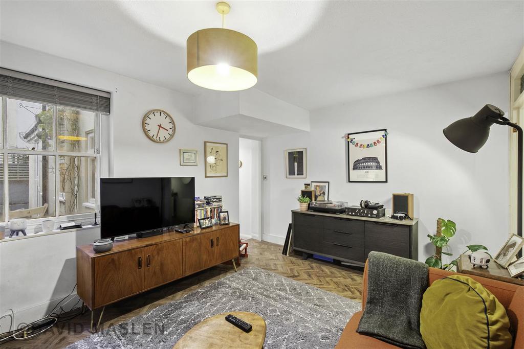 St. Leonards Road, Brighton 1 bed flat - £240,000