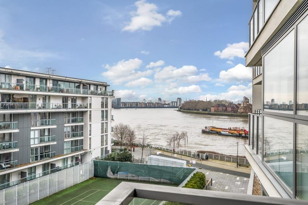 River Gardens Walk Greenwich London SE10 2 bed apartment for sale - £ ...