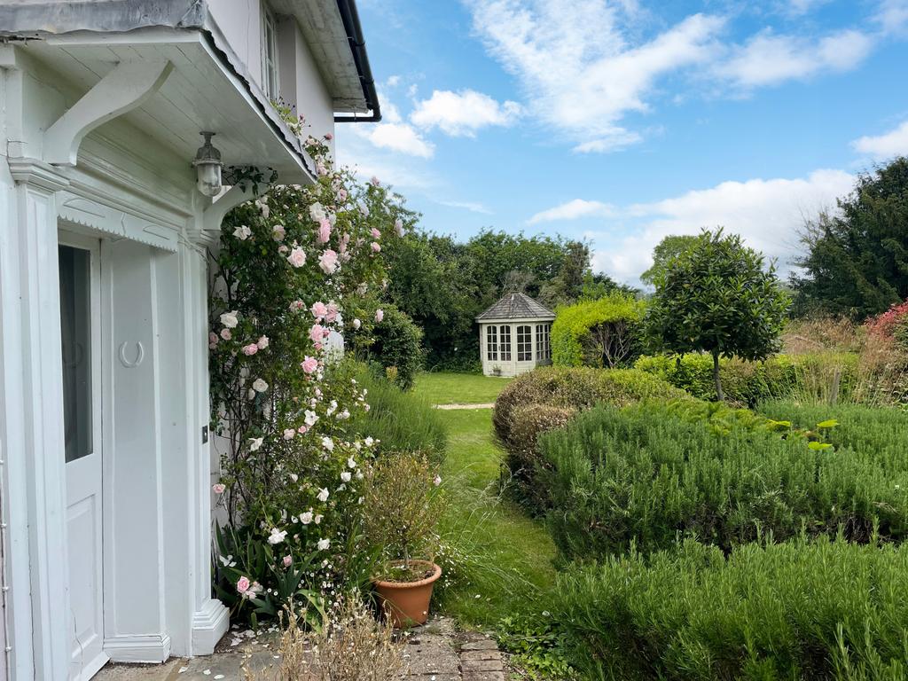 East Morden, Wareham, Dorset, BH20 4 bed detached house for sale - £ ...