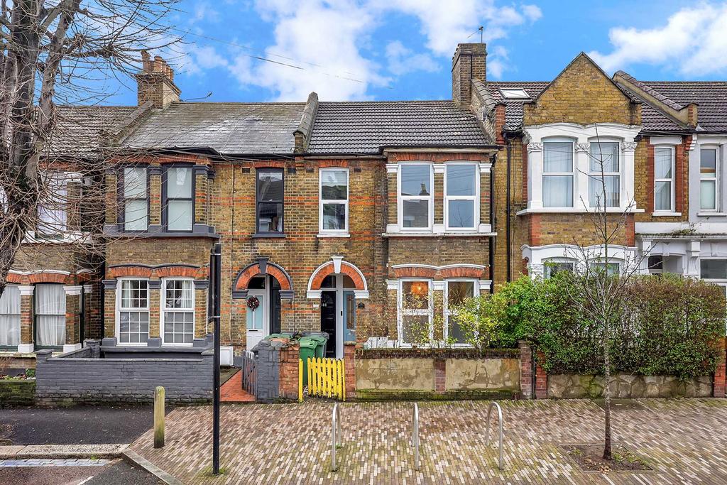 Francis Road, Leyton, E10 2 bed flat - £425,000