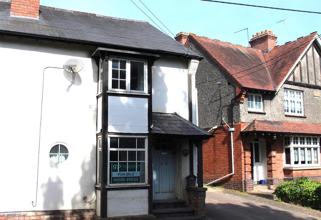 Lutterworth Road, Brinklow, Rugby 2 bed end of terrace house - £190,000
