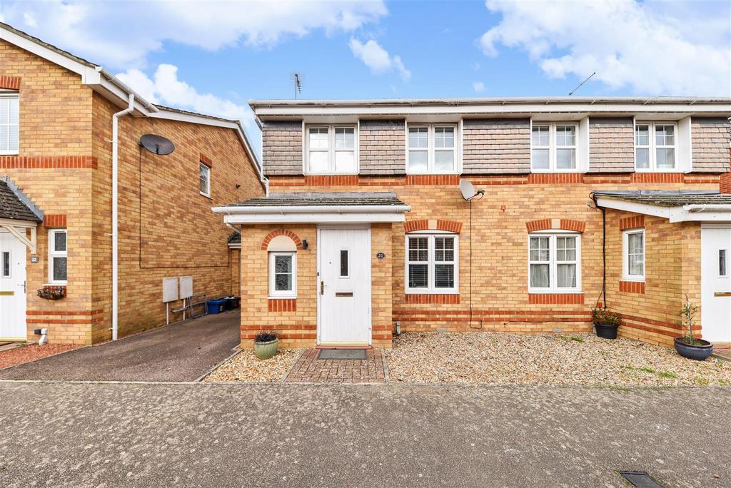 Epsom Close, Stevenage 3 bed semi-detached house - £360,000