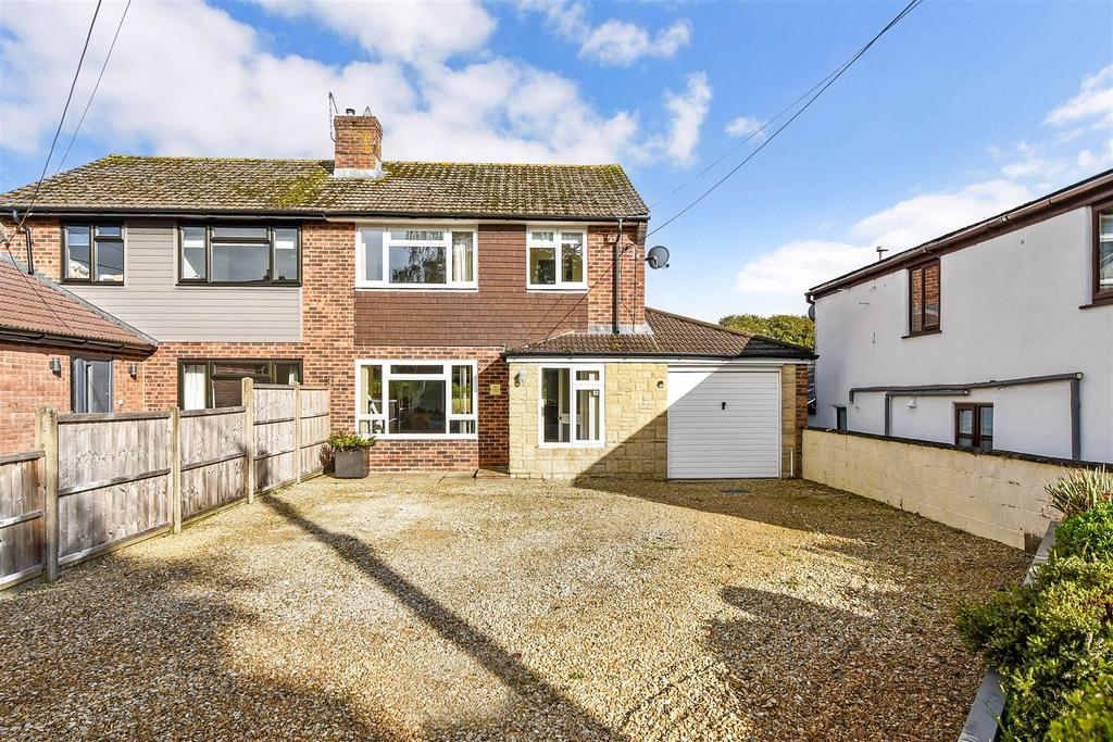 Hatherdern Road, Charlton, Andover 3 bed semi-detached house - £410,000