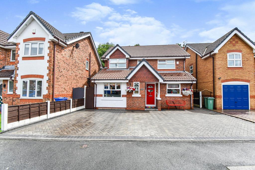Haweswater Crescent, Unsworth, BL9 4 bed detached house - £450,000