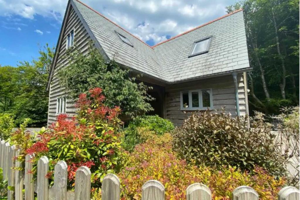 Daisy Lodge, Inny Vale, Davidstowe... 3 bed detached house - £265,000
