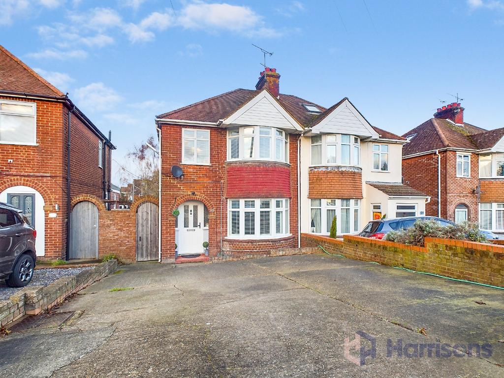 Canterbury Road Sittingbourne Kent Me10 4ja 3 Bed Semi Detached