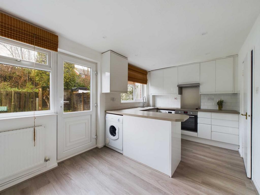 Butler Court, Marlow SL7 3 bed terraced house - £1,550 pcm (£358 pw)