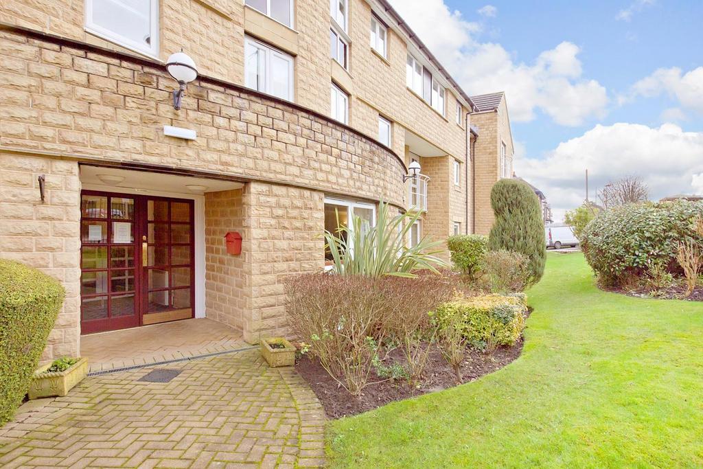 17 Springs Lane, Ilkley LS29 2 bed penthouse for sale - £265,000