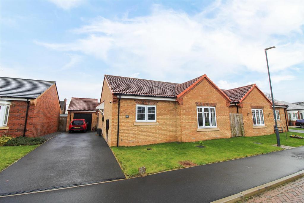 Cherryoak Street, Sowerby, Thirsk 2 bed detached bungalow - £300,000