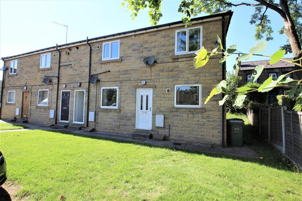 Gladstone Court, Pudsey, Leeds, LS28 6PF 2 bed apartment - £675 pcm (£ ...