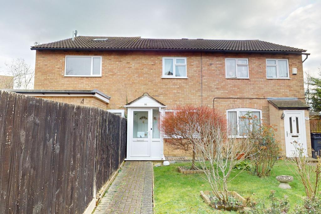 Hawks Way, Ashford, TN23 5UW 2 bed terraced house - £240,000
