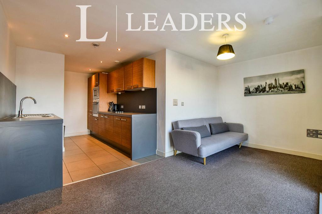 Britton House, Lord Street, M4 1 bed apartment - £950 pcm (£219 pw)