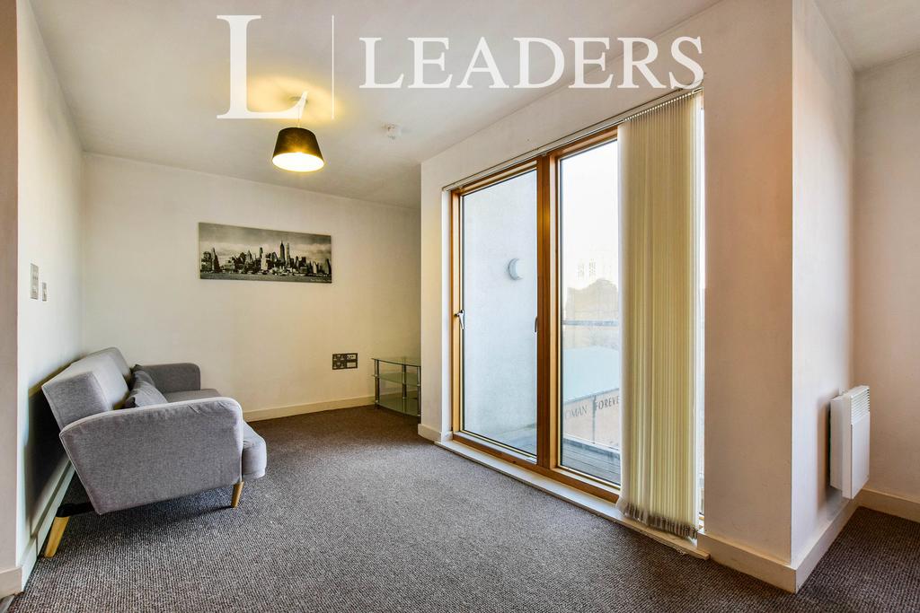 Britton House, Lord Street, M4 1 bed apartment - £950 pcm (£219 pw)