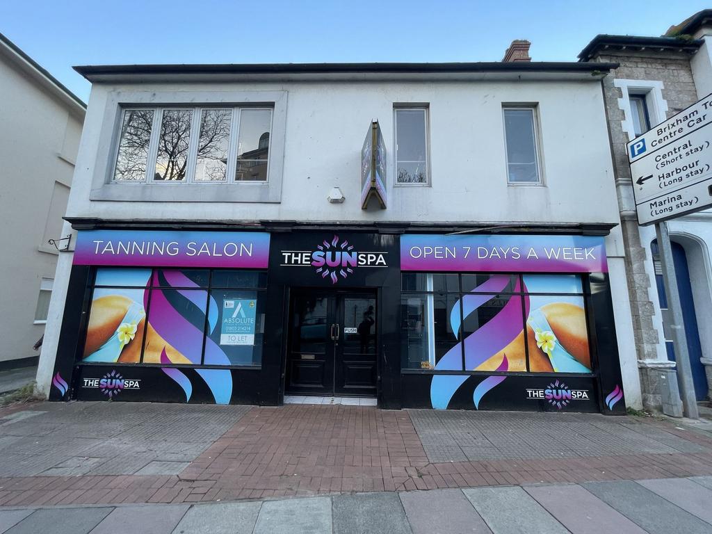 New Road, Brixham, TQ5 Retail property (high street) - £916 pcm (£211 pw)
