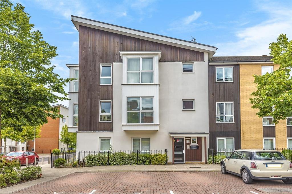 Lindisfarne Way, Reading, RG2 2 bed apartment - £1,450 pcm (£335 pw)