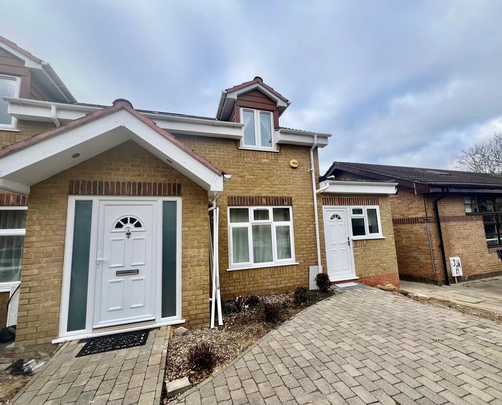 Andrews Close, Harrow HA1 Studio - £1,200 pcm (£277 pw)
