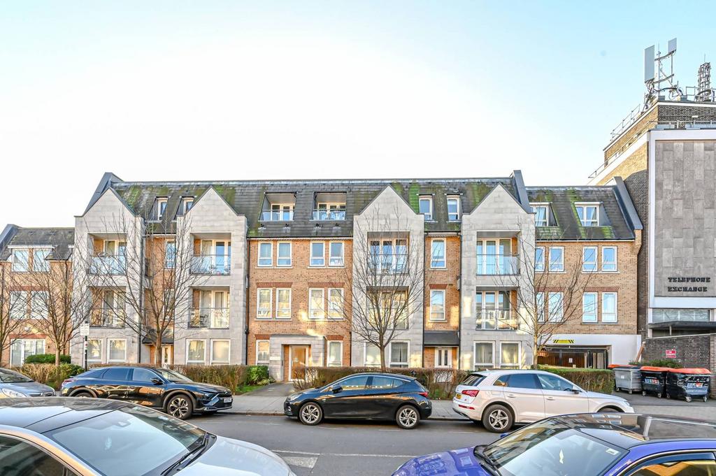 Old Devonshire Road, Balham, London... Parking to rent - £150 pcm (£35 pw)