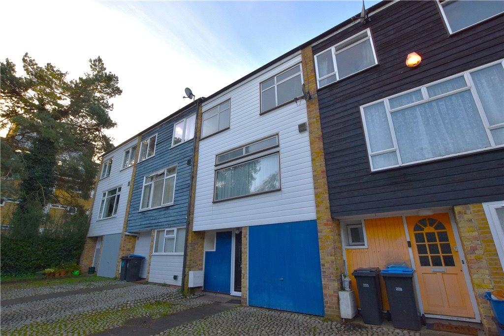 Morley Grove, Harlow, Essex 4 bed terraced house for sale - £350,000