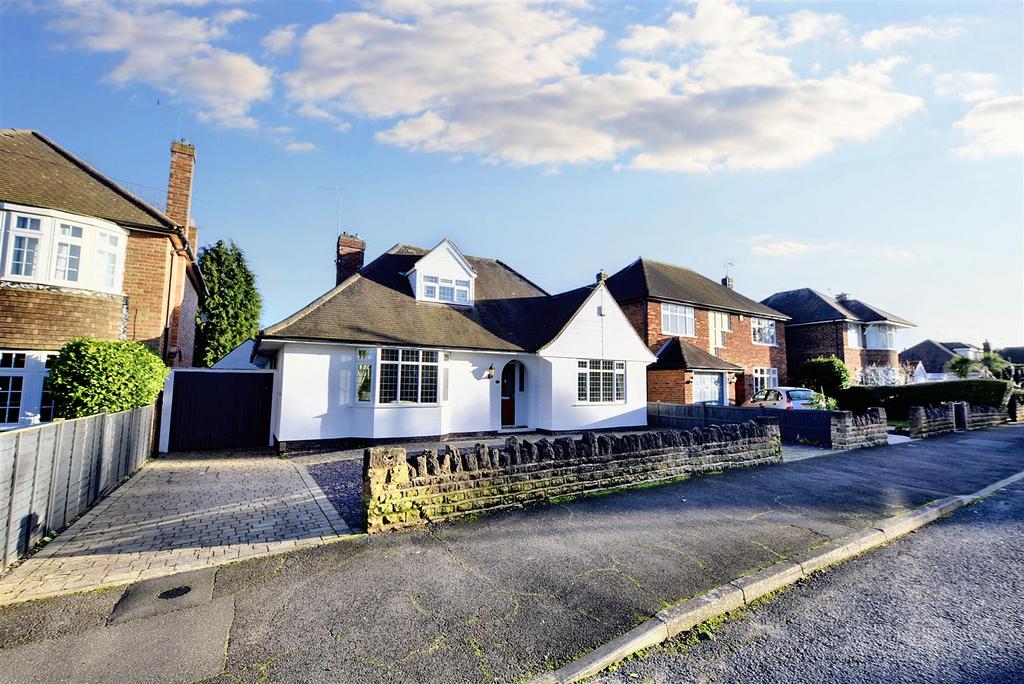 Renfrew Drive, Nottingham 4 bed detached house - £560,000