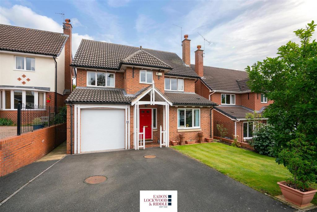 Mair Court, Rotherham 4 bed detached house - £350,000