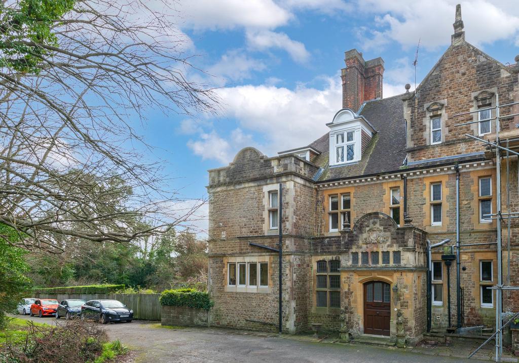 Gatton Road, Reigate, RH2 4 bed terraced house - £1,250,000