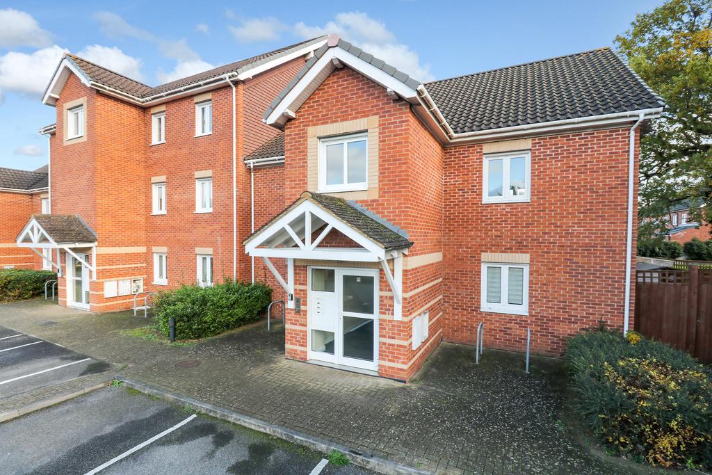 Venus Close, Long Furlong Drive... 1 bed flat for sale - £175,000